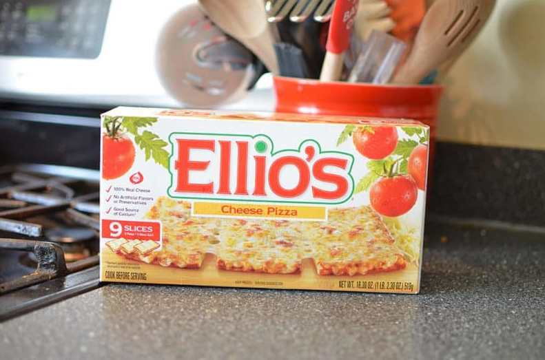 Cozy Family Evenings with Ellio's Pizza | Ellio's Pizza